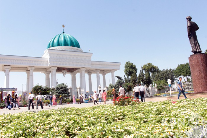 Fotomaqola: Andijon shahrida gullar bayrami