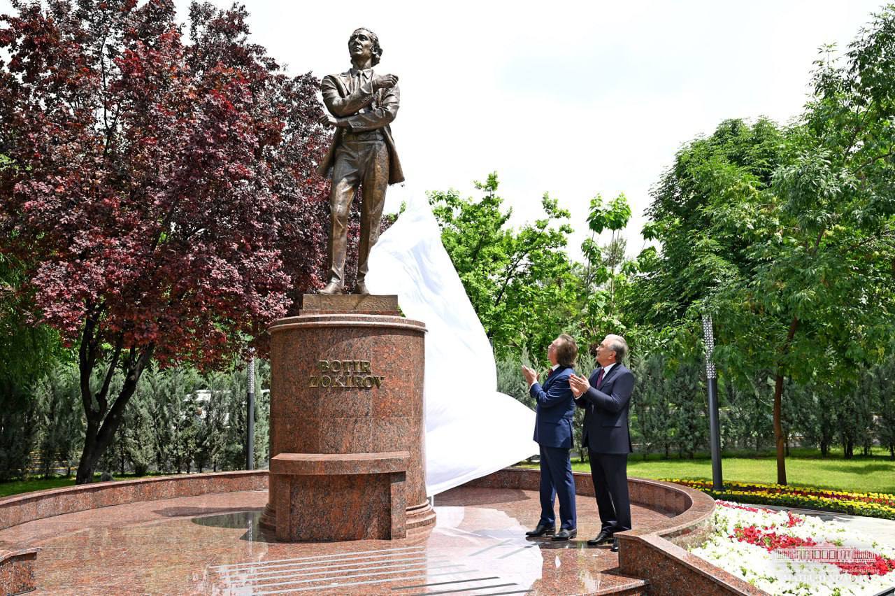 Botir Zokirov monument unveiled in Tashkent