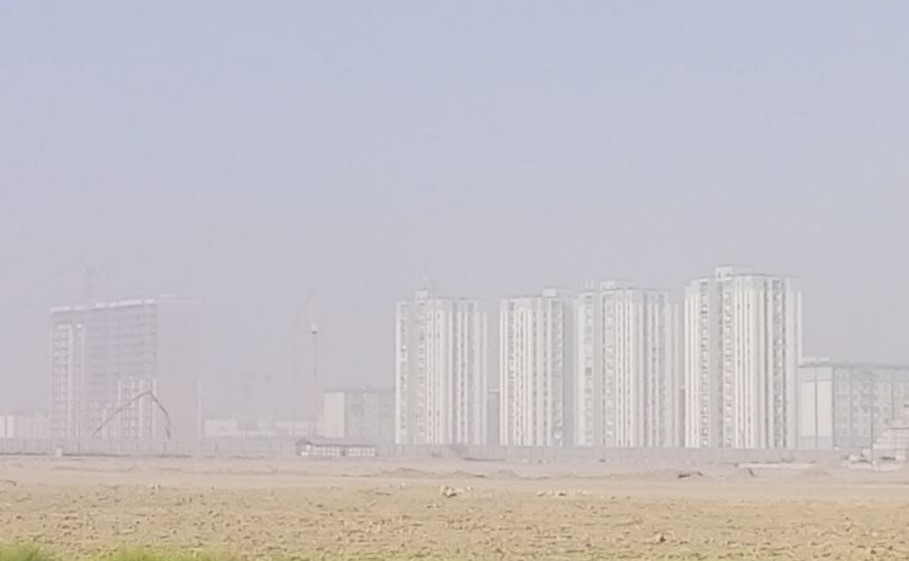 Toxic smoke covers Navoi city, residents report health concerns ...