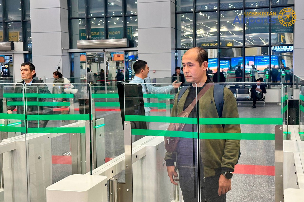 Toshkent xalqaro aeroporti uchib kelish zalida E-Gate tizimi ishga tushirildi