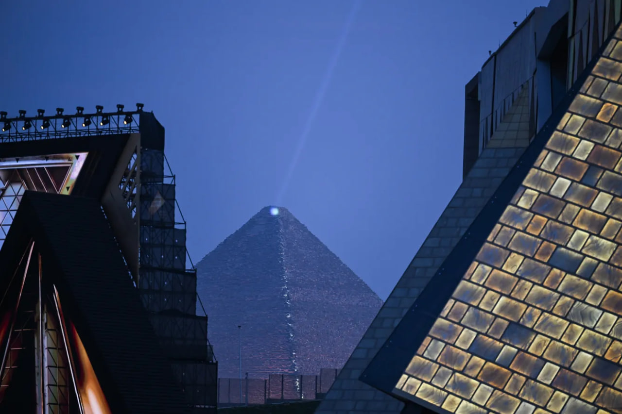 Giza piramidalari yonida Katta Misr muzeyi ochildi – fotosuratlar