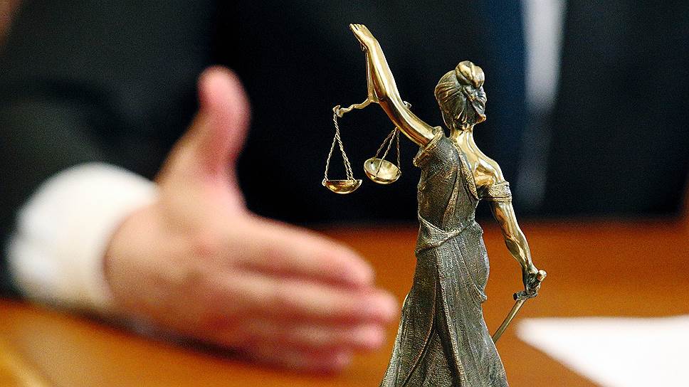 Sayyor sud majlisida yangi gaz konidan quvur o‘g‘irlaganlar ishi ko‘rildi
