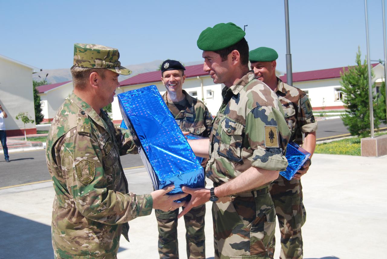 Fransiya harbiy attashesi: yaqin kelajakda snayperlar sohasida O ...