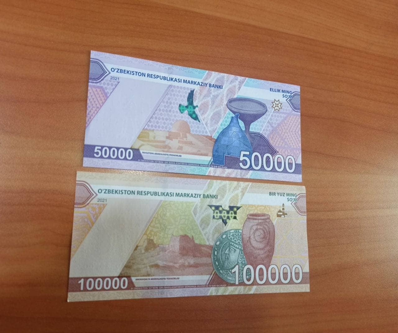 Photo: Uzbekistan issues new banknotes with a face value of 50,000 ...