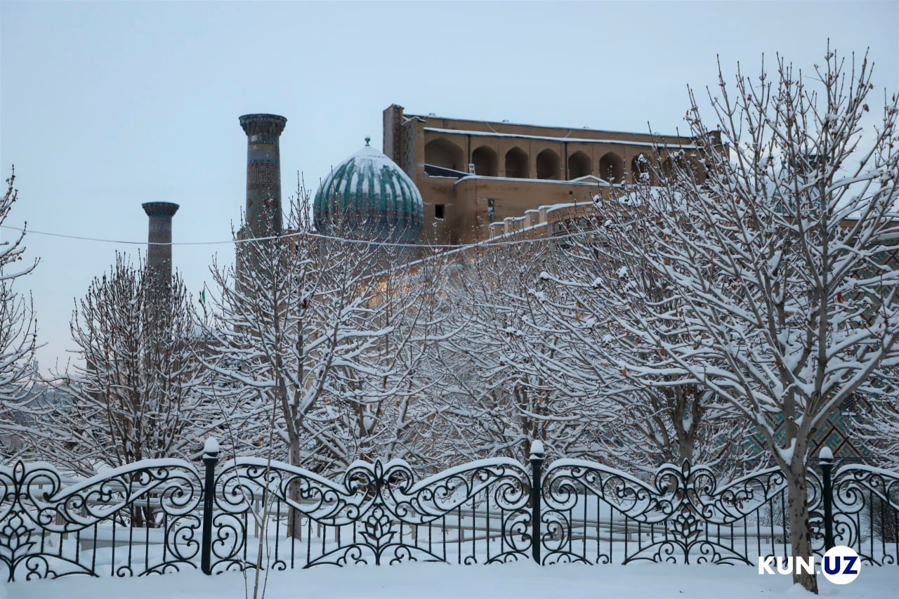 Samarkand covered in snow (photos)