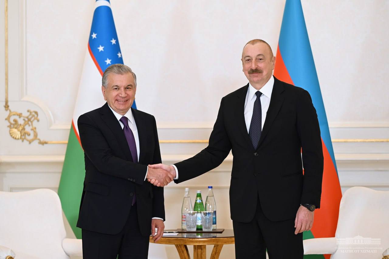 Shavkat Mirziyoyev Ozarboyjonga boradi