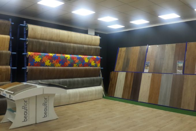 Toshkentda birinchi qurilish mahsulotlari gipermarketi ish boshladi