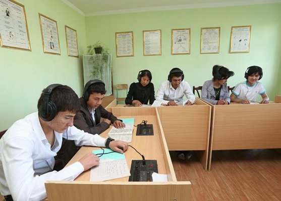 O‘zbekiston maktablaridagi chet tili xonalari zamonaviy vositalar bilan ...