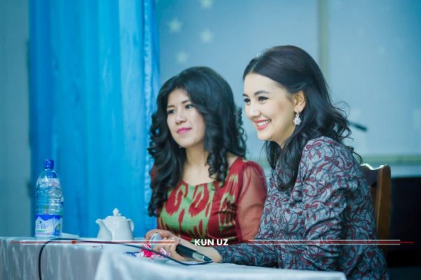 Dilnoza Kubayeva talaba qizlar bilan axloq-odob haqida gaplashdi